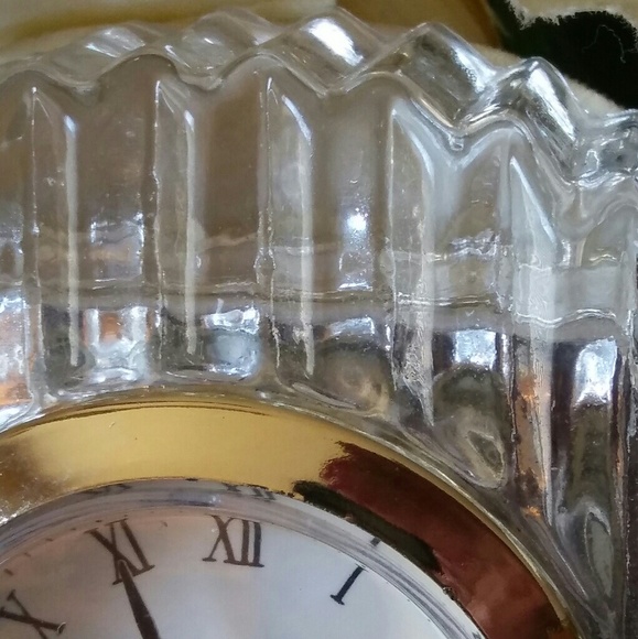 Vintage | Accents | Vintage Small Crystal Desk Clock | Poshmark